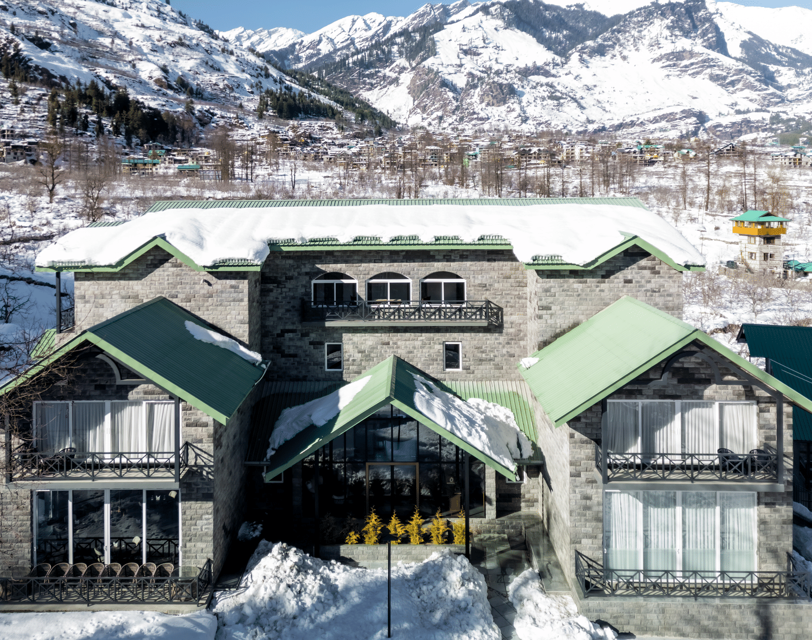 About Nivasana Manali