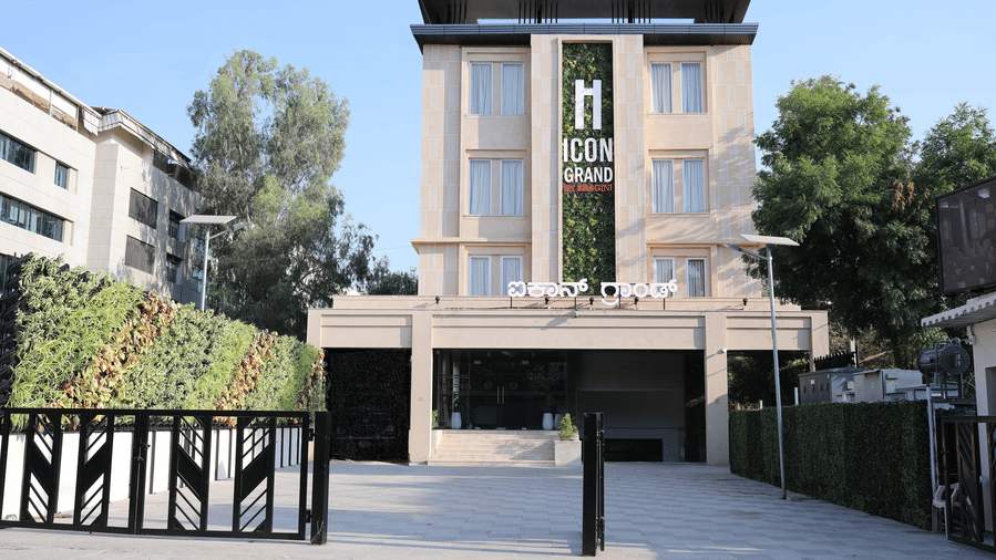 Rooms | Icon Grand Hotel by Bhagini