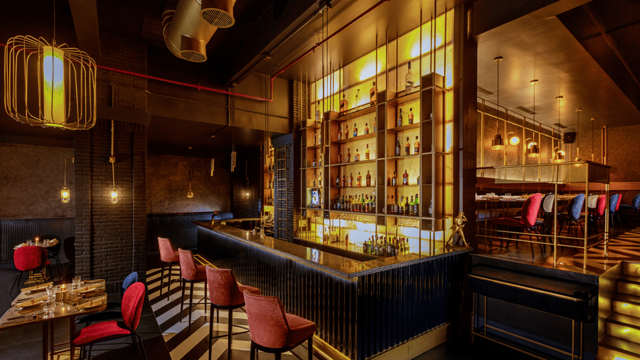 Tattenham Corner | Lounge Bar in Bhopal | Jehan Numa Palace