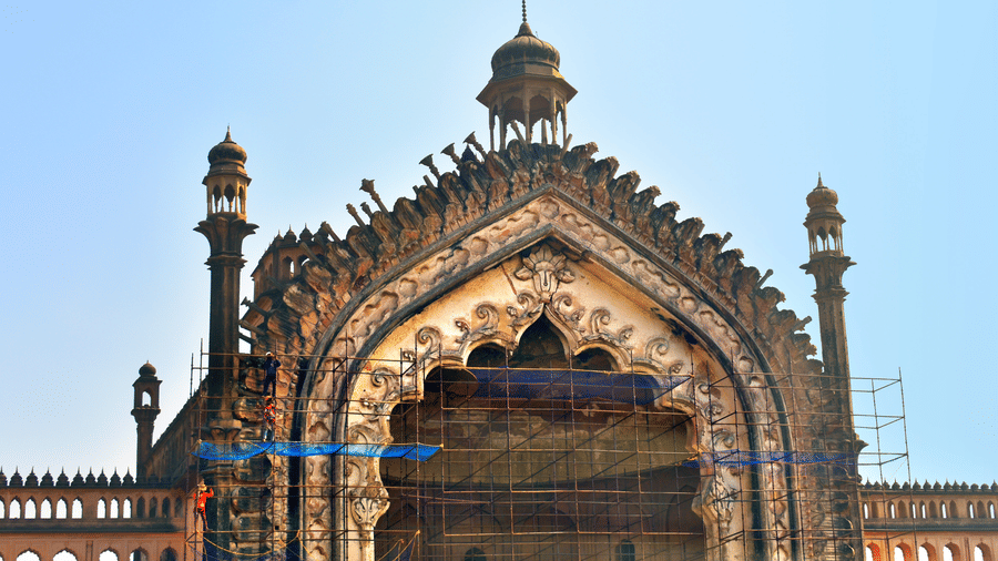 Historical Monuments in Lucknow | Heritage Walk Lucknow