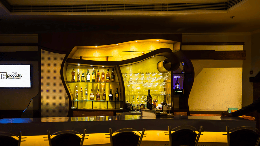 Restro Bar in Lucknow | Best Bars in Lucknow | Theka Bar