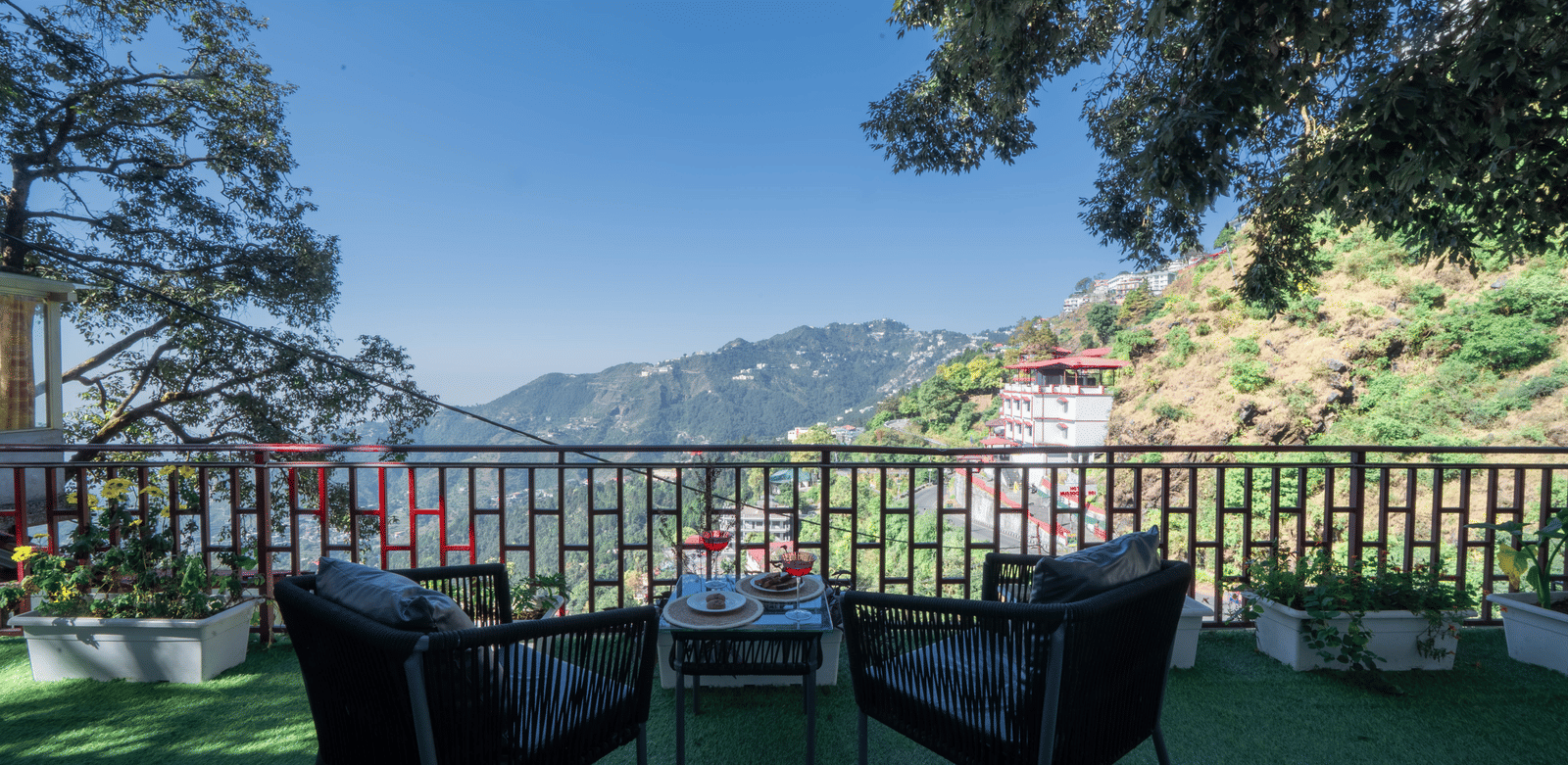 Perfectstayz Premium The Pride | Hotel in Mussoorie