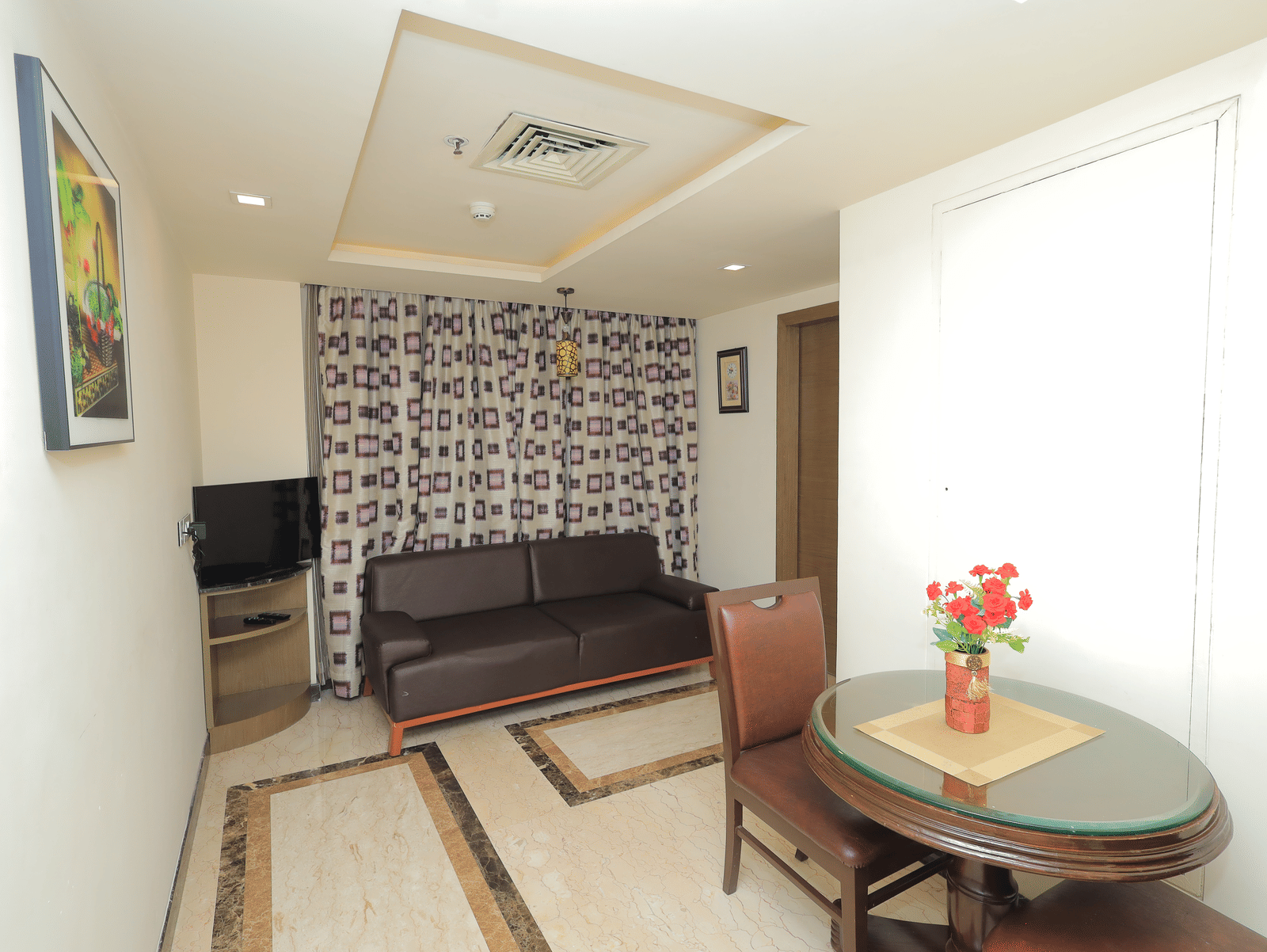 Hotel Rooms in Vellore | Benzz Park, Vellore