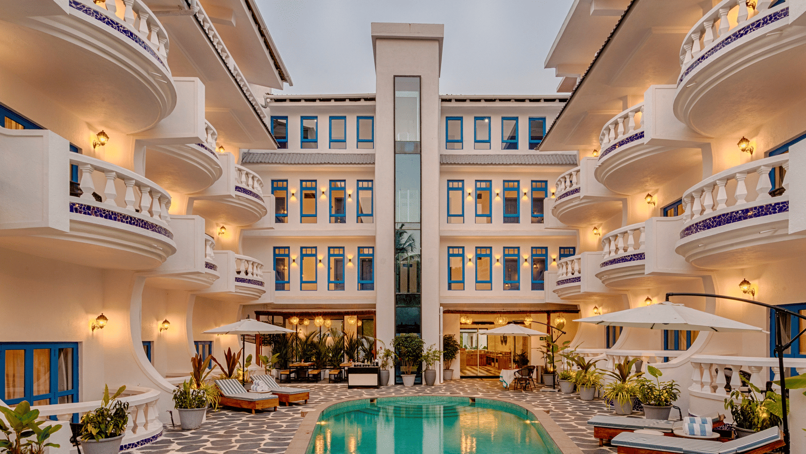 Azalea By Stone Wood Premier| Hotel in Carmona
