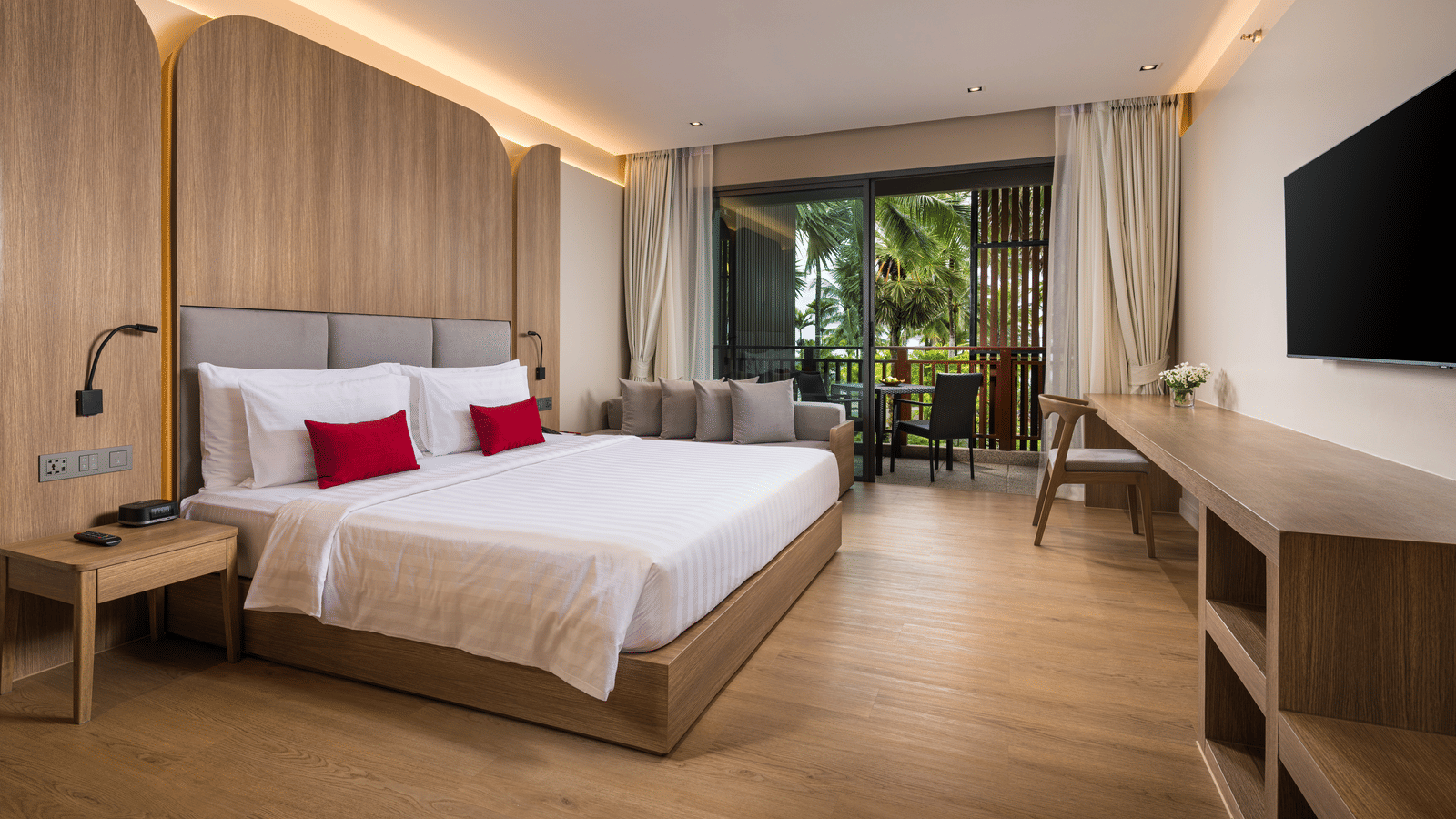 Deluxe Jet Tub Room | Rooms with Jacuzzi in Khao Lak