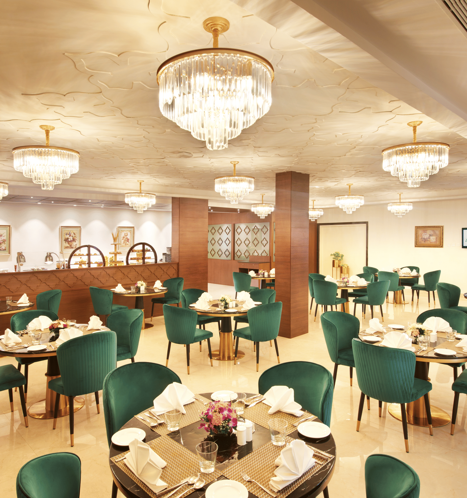 5 Star Luxury Dining Restaurants in South India