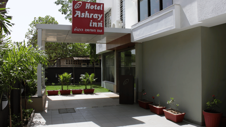 Restaurant in Ahmedabad | Hotel Ashray Inn | Ahmedabad Hotel