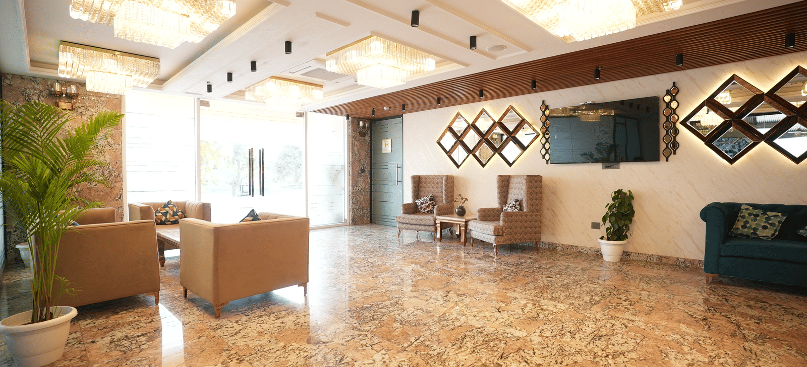 Lime Tree Hotel Near India Expo Mart, Greater Noida