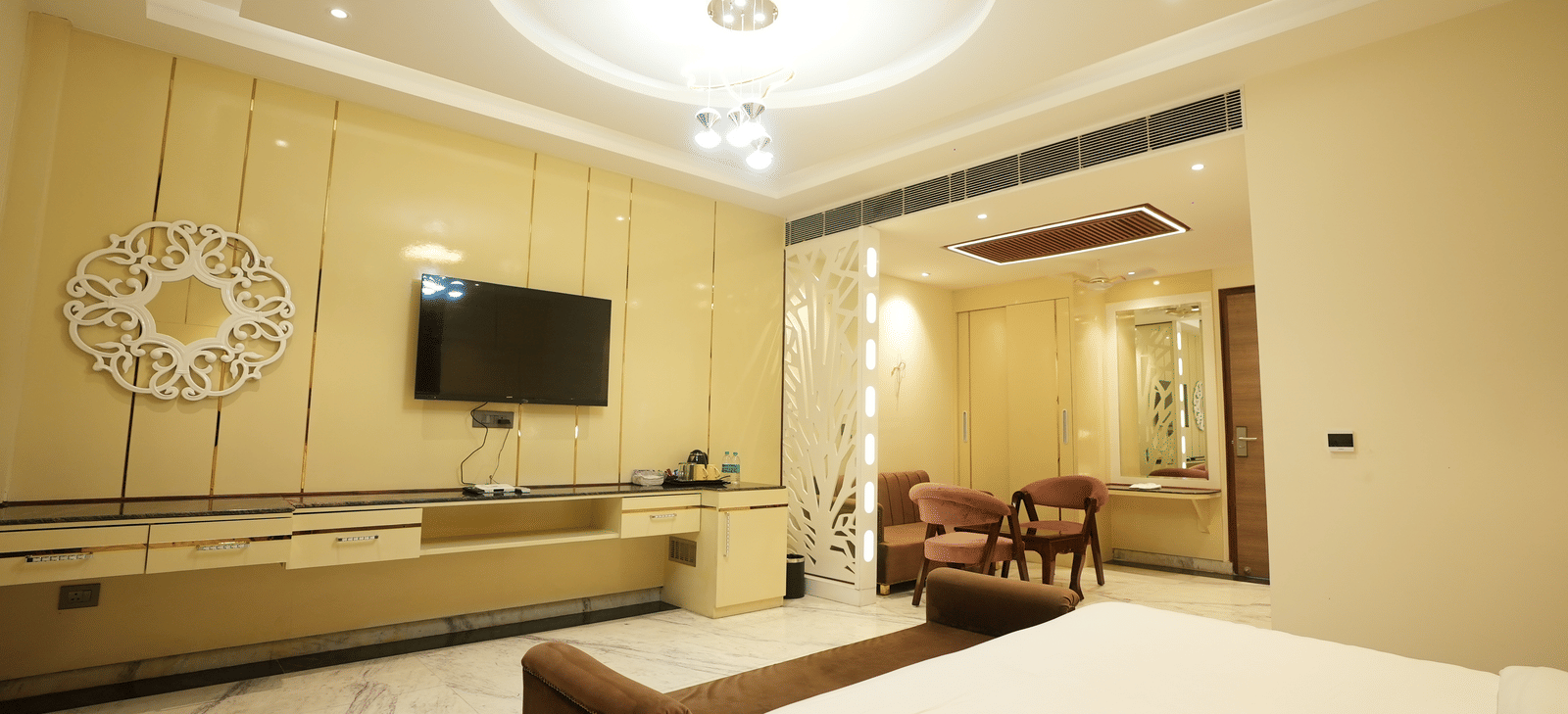 Lime Tree Hotel Near India Expo Mart, Greater Noida