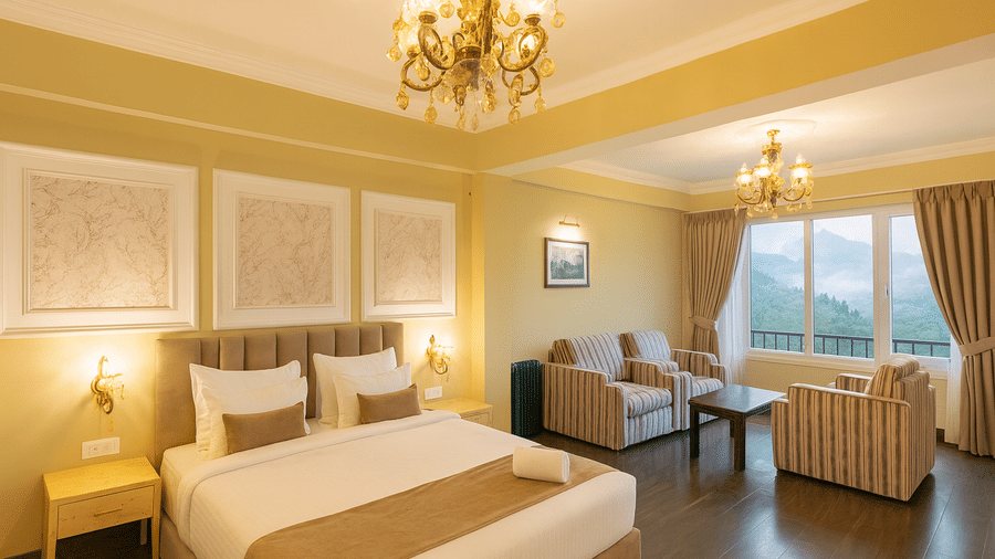 himalayan eagle resort