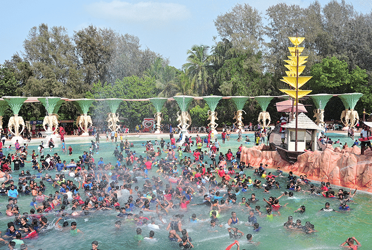 Holi Celebration in Mumbai | Holi in Mumbai | Holi Party in Mumbai